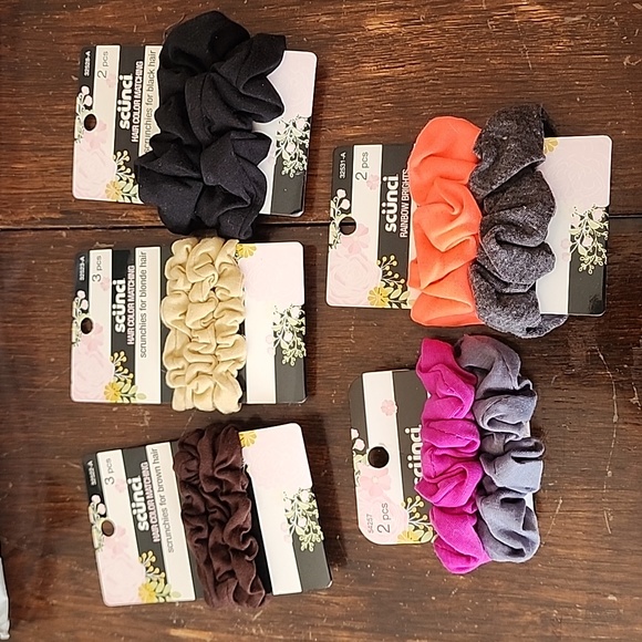 scunci | Hair | Scunci Scrunchie 2pack | Poshmark